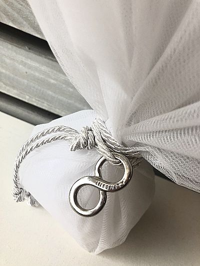 ΜΠΟΜΠΟΝΙΕΡΑ ΓΑΜΟΥ ΜΕ ΕΠΑΡΓΥΡΟ ΜΟΤΙΦ ΑΠΕΙΡΟ